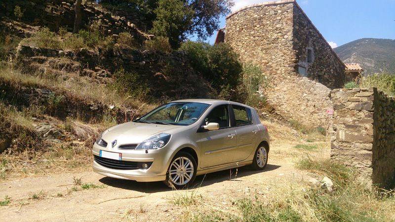Clio 3.1 Initiale 1.6L 16V de mysthrmo (beige poivre 5p)